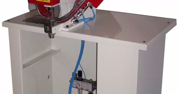 29FEI Pneumatic Fully Automated Eyelet Machine